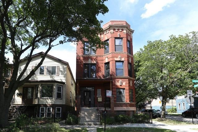1500 W George St, Chicago, IL 60657 - House Rental in Chicago, IL ...