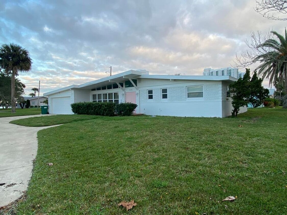 425 Riverside Dr, Daytona Beach, FL 32117 - House Rental in Daytona ...
