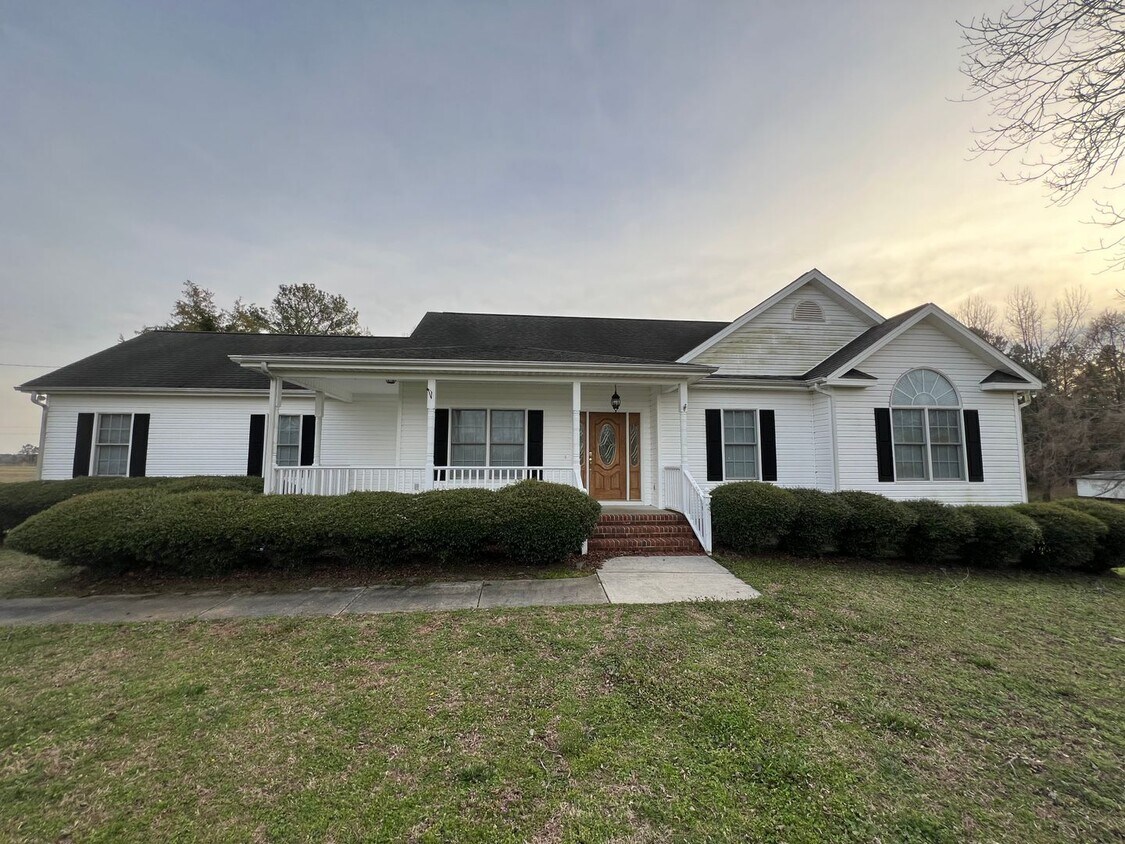 4914 NC-56, Castalia, NC 27816 - House Rental in Castalia, NC ...