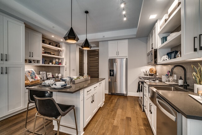 The Hamilton Apartments - Dallas, TX | Apartments.com