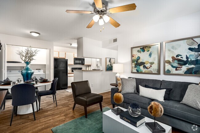 Plano Apartments Under 1000