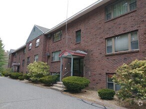 Harvard Ridge Condominiums Apartments under $2,000 - Boxborough, MA - 1 ...