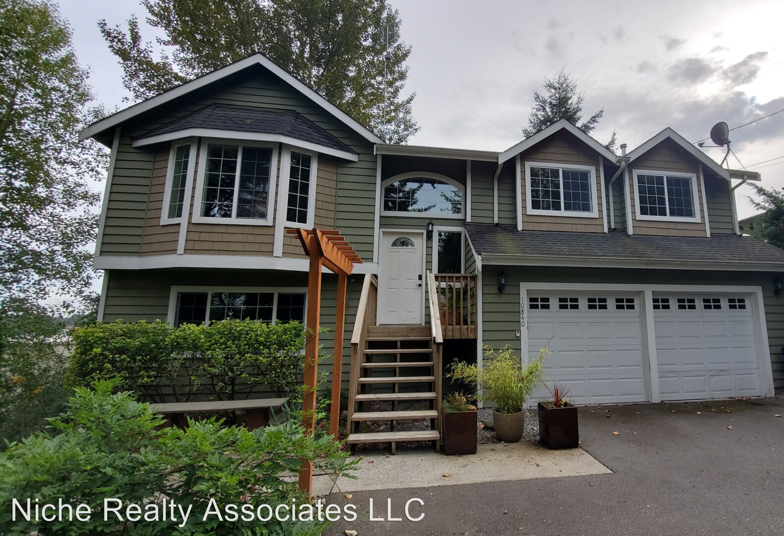 10840 24th Ave Ne, Seattle, WA 98125 - House Rental in Seattle, WA ...