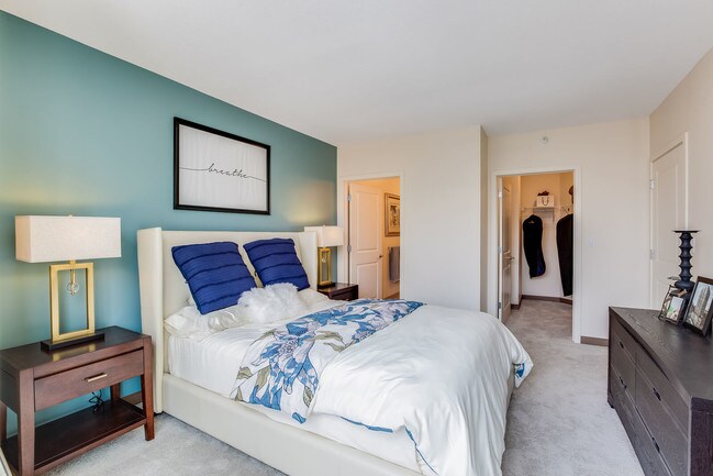 Flair Tower Apartments - Chicago, IL | Apartments.com