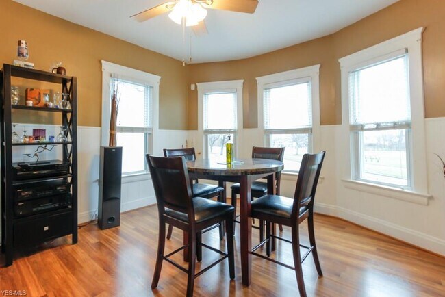 1954 Hayden Ave, East Cleveland, OH 44112 - House Rental in East ...