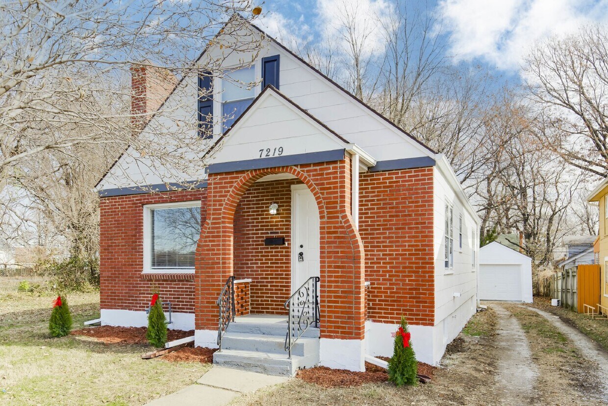 7219 Chestnut Ave, Kansas City, MO 64132 - Room for Rent in Kansas City ...