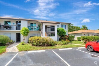 Palm Greens at Villa del Ray Apartments for Rent with Hardwood Floors ...