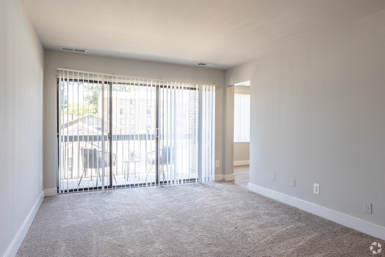 Woodvale Apartments - 13831 Castle Blvd Silver Spring, MD 20904 ...