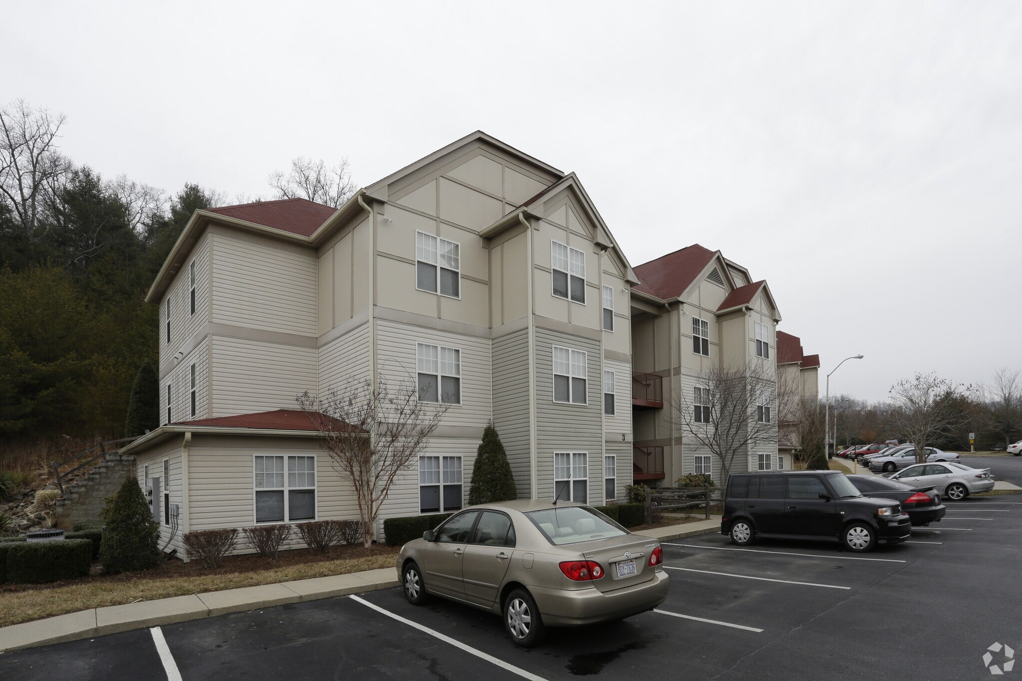 Wind Ridge Apartments - 100 Wind Ridge St Asheville, NC 28806 ...