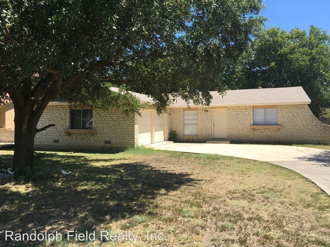 8210 Windover Dr, San Antonio, TX 78218 - House Rental in San Antonio ...