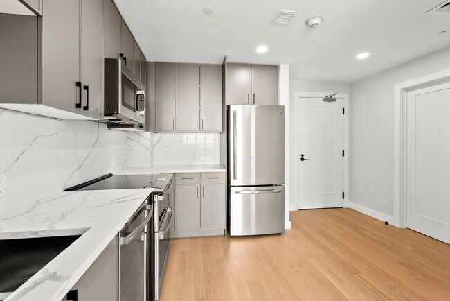 One Chestnut Place - 1 Chestnut Pl Quincy, MA | Apartments.com