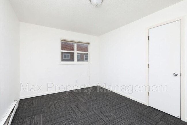 3317 E 15Th St Unit 2, Des Moines, IA 50316 - Condo for Rent in Des ...