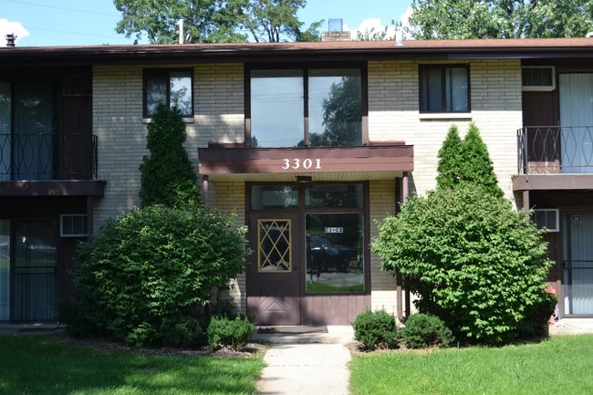 Edgewood Apartments - Michigan City, IN | Apartments.com