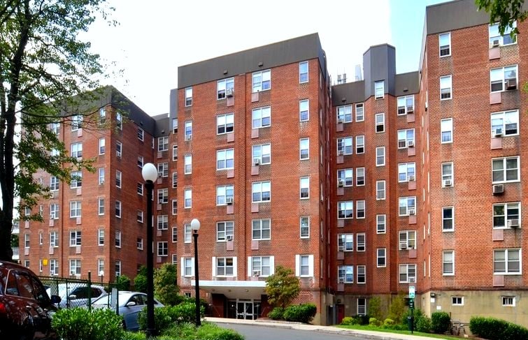 120 Pelham Rd Unit 1E, New Rochelle, NY 10805 | Apartments.com