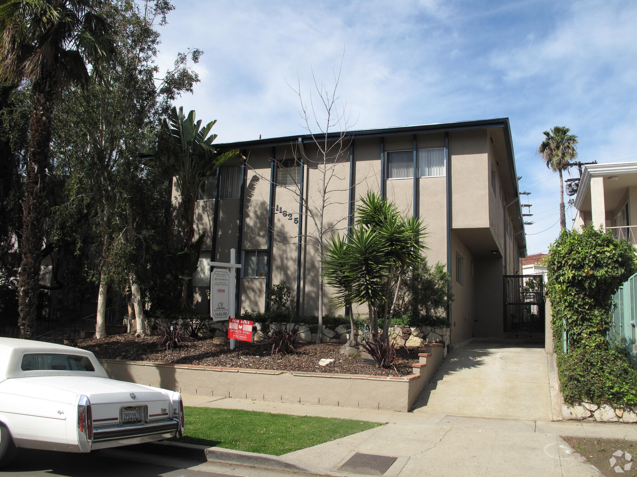 Mayfield Christy Apartments - 11625 Mayfield Ave Los Angeles, CA 90049 ...