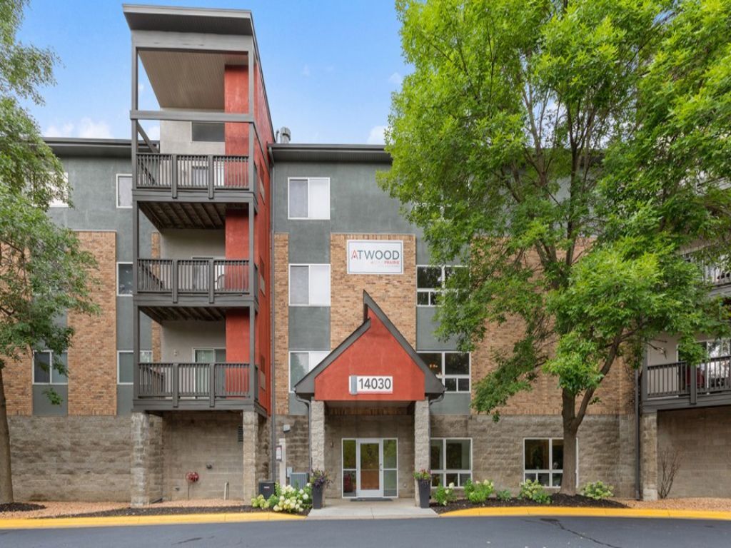 The Atwood at Eden Prairie - Apartments in Eden Prairie, MN ...