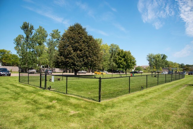 Shoreview Grand Apartments - Shoreview, MN | Apartments.com