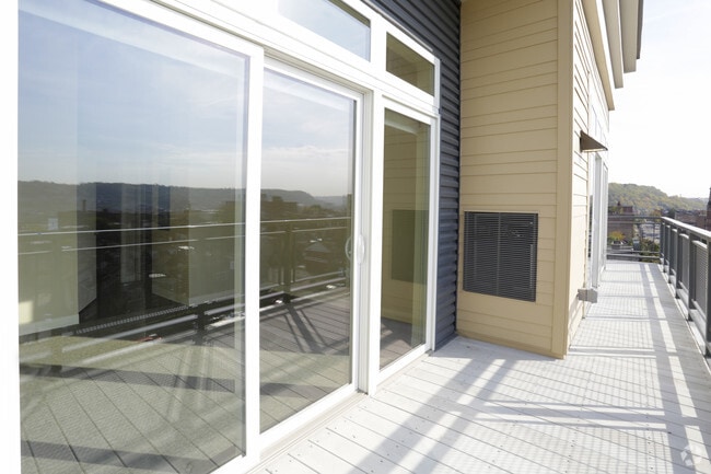 Flats on Fifth Apartments - Pittsburgh, PA | Apartments.com