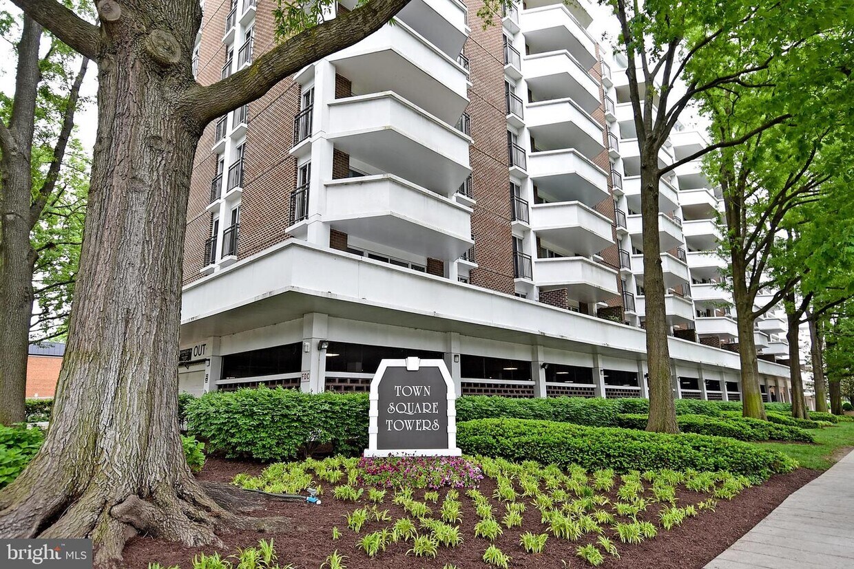 700 7th St SW Unit 205, Washington, DC 20024 - Room for Rent in ...