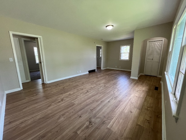 305 Buhrow St, Laurel, IA 50141 | Apartments.com