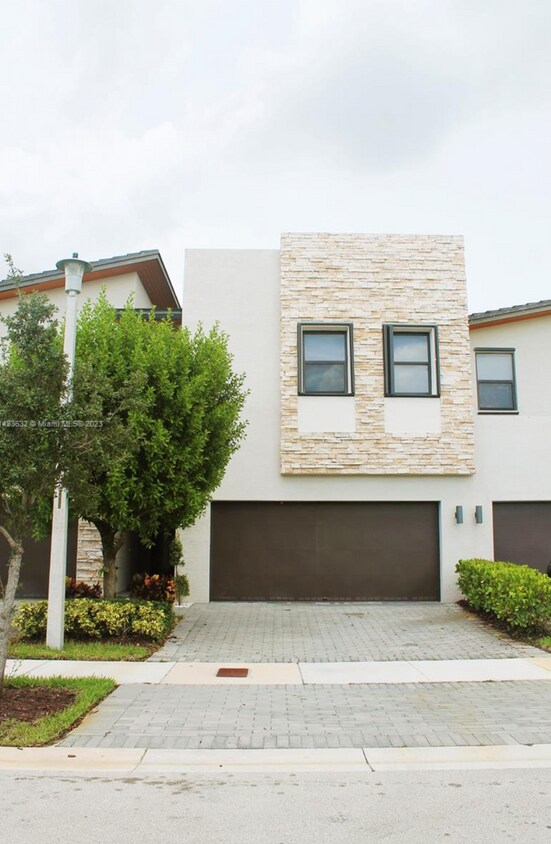 10441 NW 79th Ter, Doral, FL 33178 - Townhome Rentals in Doral FL ...