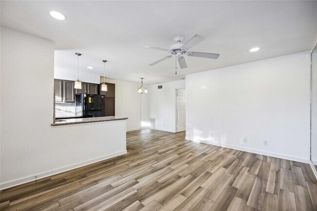 1404 Welch St Unit 2, Houston, TX 77006 - Room for Rent in Houston, TX | Apartments.com