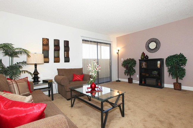 Shadow Ridge Apartment Homes Apartments - Las Vegas, NV | Apartments.com