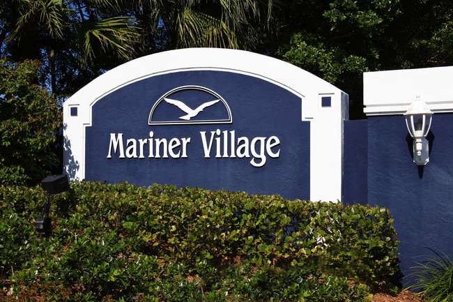 Mariner Village Apartments for Rent with Gym/Fitness Center - Stuart ...