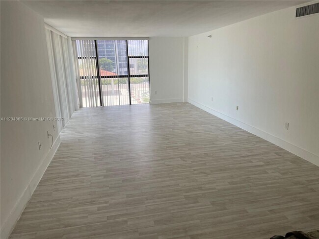 20515 E Country Club Dr Unit 448, Aventura, FL 33180 - Condo for Rent in Aventura, FL ...