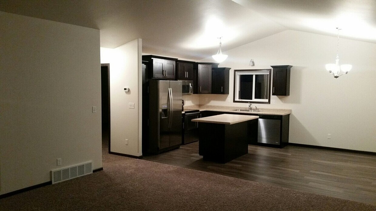 3420 47th Ave S, Fargo, ND 58104 - House Rental in Fargo, ND ...