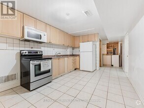Oakwood-Vaughan Apartments for Rent - Toronto, ON - 41 Rentals | Apartments.com