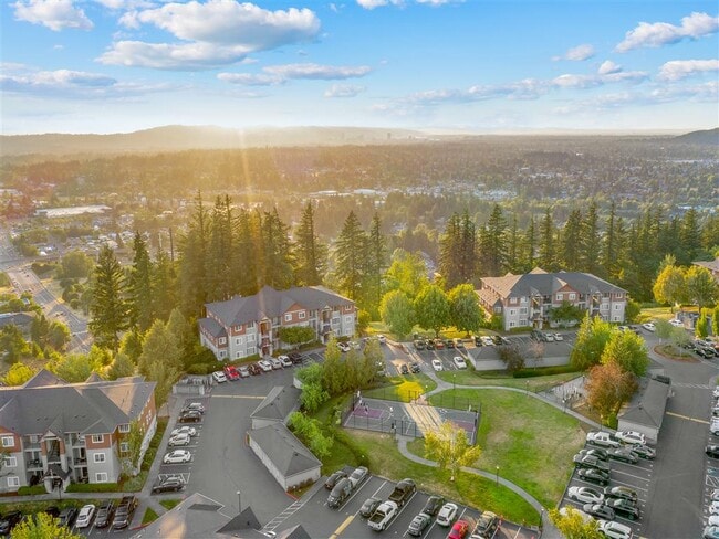 Altamont Summit Apartment Homes - Apartments in Portland, OR ...