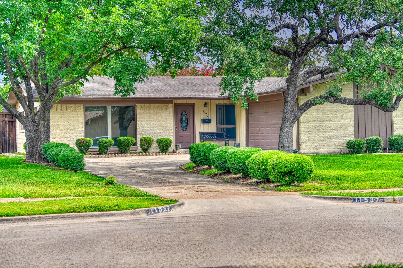 11537 Coral Hills Dr, Dallas, TX 75229 | Apartments.com