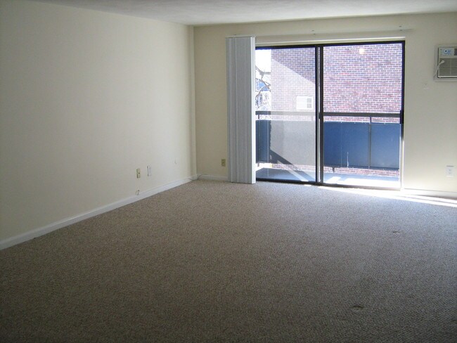 Hamilton Place Apartments - Watertown, MA | Apartments.com