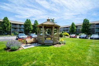 Villa Del Rio Rentals - Warwick, RI | Apartments.com