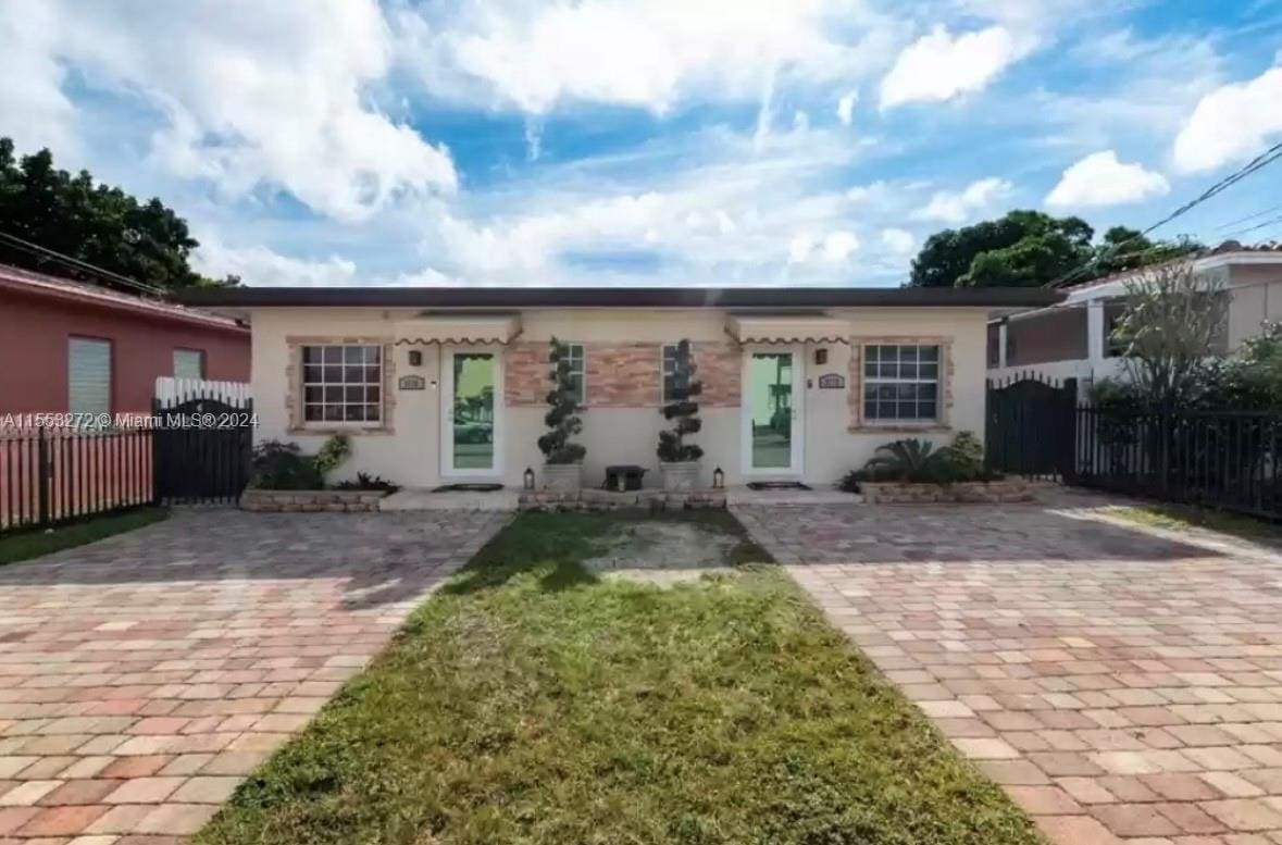 3172 SW 2nd St Unit 3172, Miami, FL 33135 - Room for Rent in Miami, FL ...