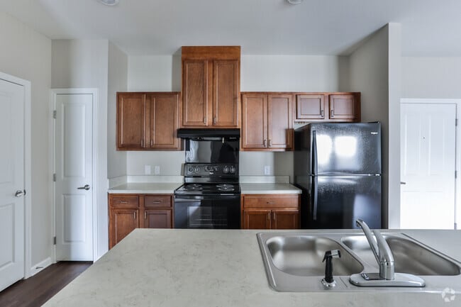 Wisteria Landing at Emory Pointe Apartments for Rent with a Walk-In ...