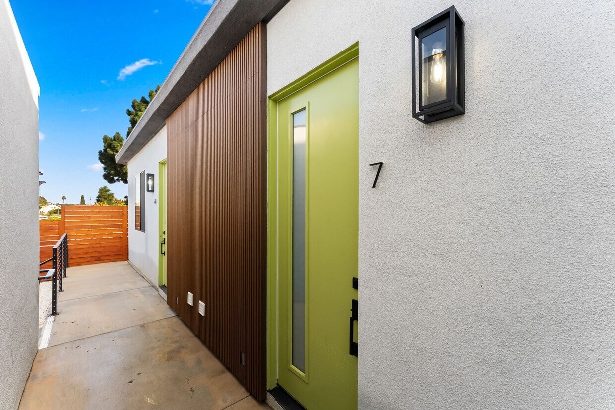 2735 Broadway Unit 7, San Diego, CA 92102 - Room for Rent in San Diego ...