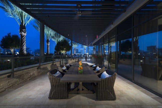 Hanover Post Oak - Apartments in Houston, TX | Apartments.com