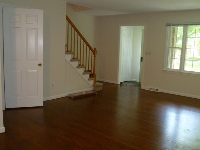 65 Main St Essex Ct 06442 Condo For Rent In Essex Ct