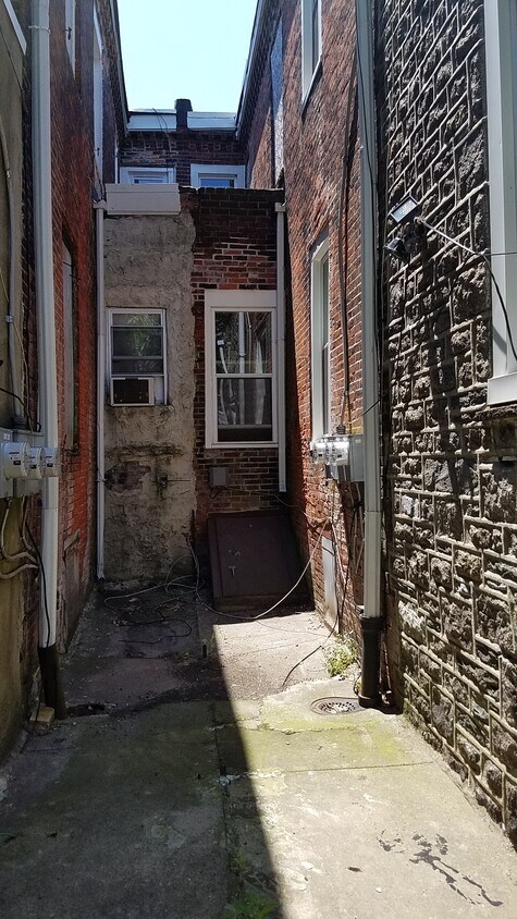 4045 Poplar St, Philadelphia, PA 19104 - Townhome Rentals in ...