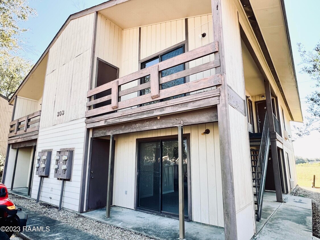 303 Cougar Ridge Unit 2, Lafayette, LA 70508 - Room for Rent in ...