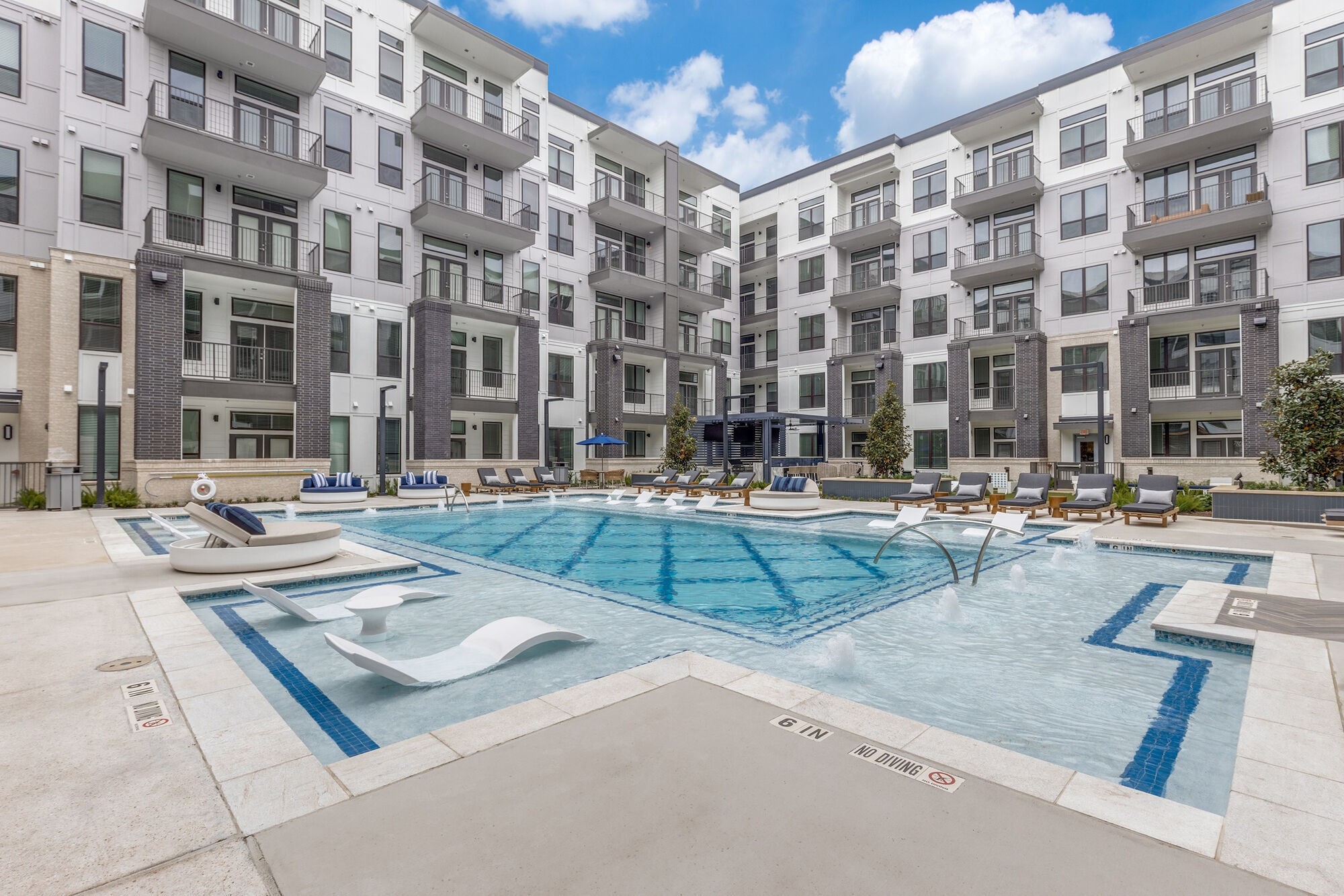 Lenox Heights - 333 W 24th St Houston, TX 77008 | Apartments.com