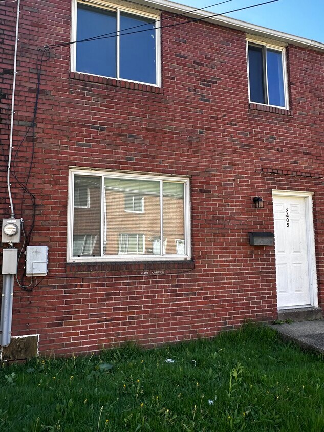 2405 Lincoln Ave, Clairton, PA 15025 - Townhome Rentals in Clairton PA ...