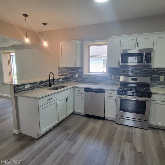 2663 W 28th Pl, Cleveland, OH 44113 - House Rental in Cleveland, OH | Apartments.com