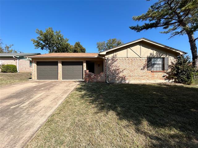 1513 Trammell Dr, Benbrook, TX 76126 - House Rental in Benbrook, TX ...
