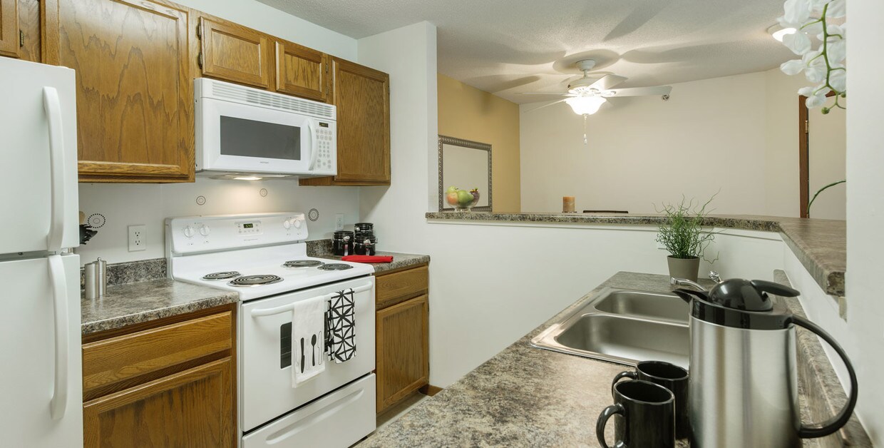 Eden Commons Rentals in Eden Prairie at 11605 Wilder Dr Eden Prairie ...