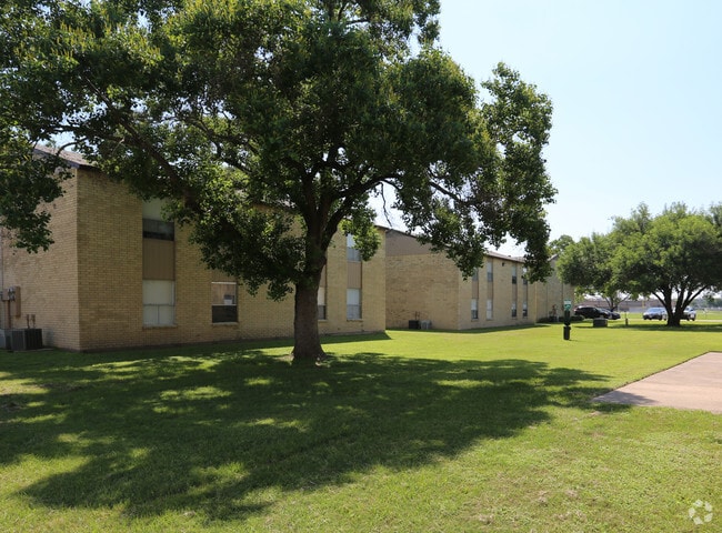 Hunters Point Apartments - College Station, TX | Apartments.com