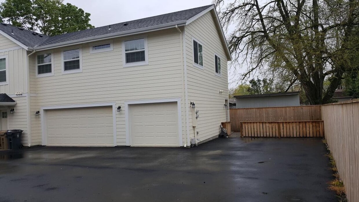 30580-30580A SW Boones Ferry Rd Unit 30580A SW Boones Ferry Rd ...