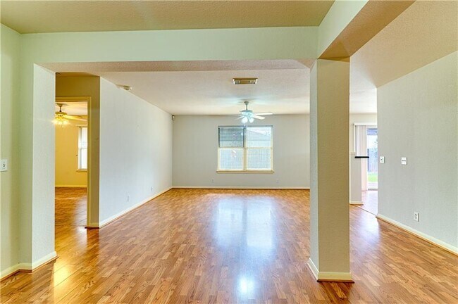 8068 Thaxton Rd, Austin, TX 78747 - House Rental in Austin, TX ...